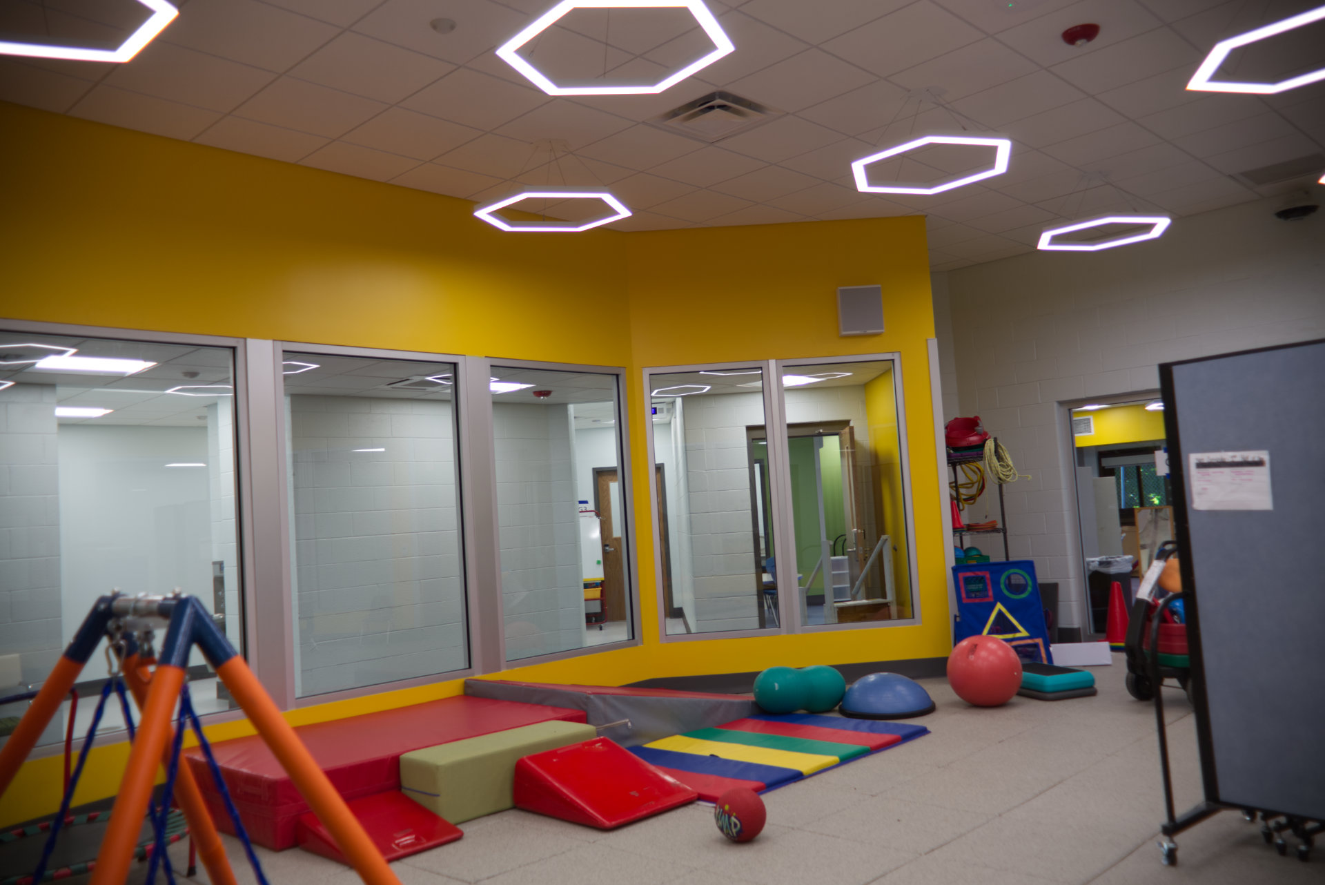 Pleasant View Elementary School - Maron Construction